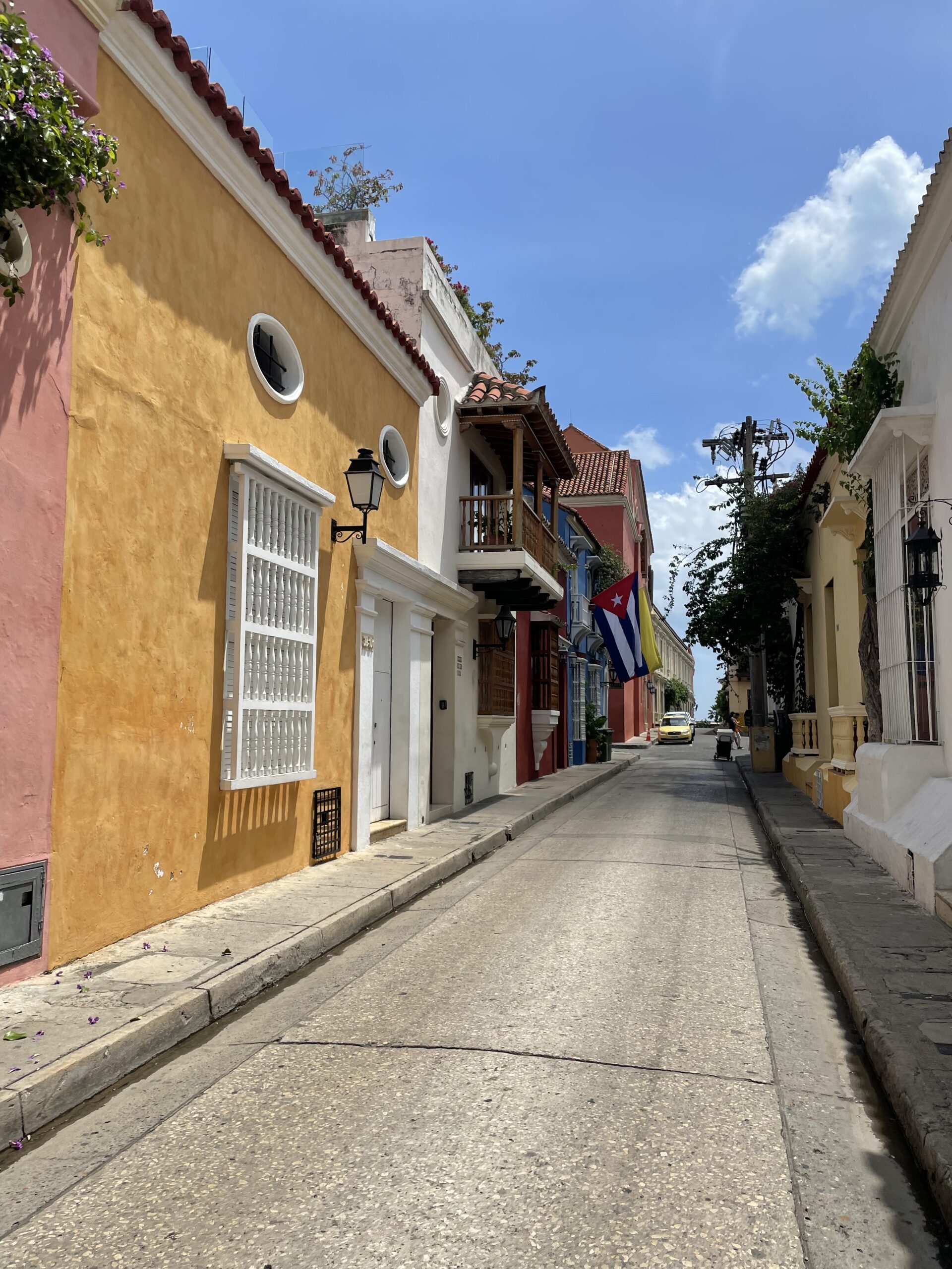 Exploring In The Old Walled City of Cartagena - Where To Now Adventures